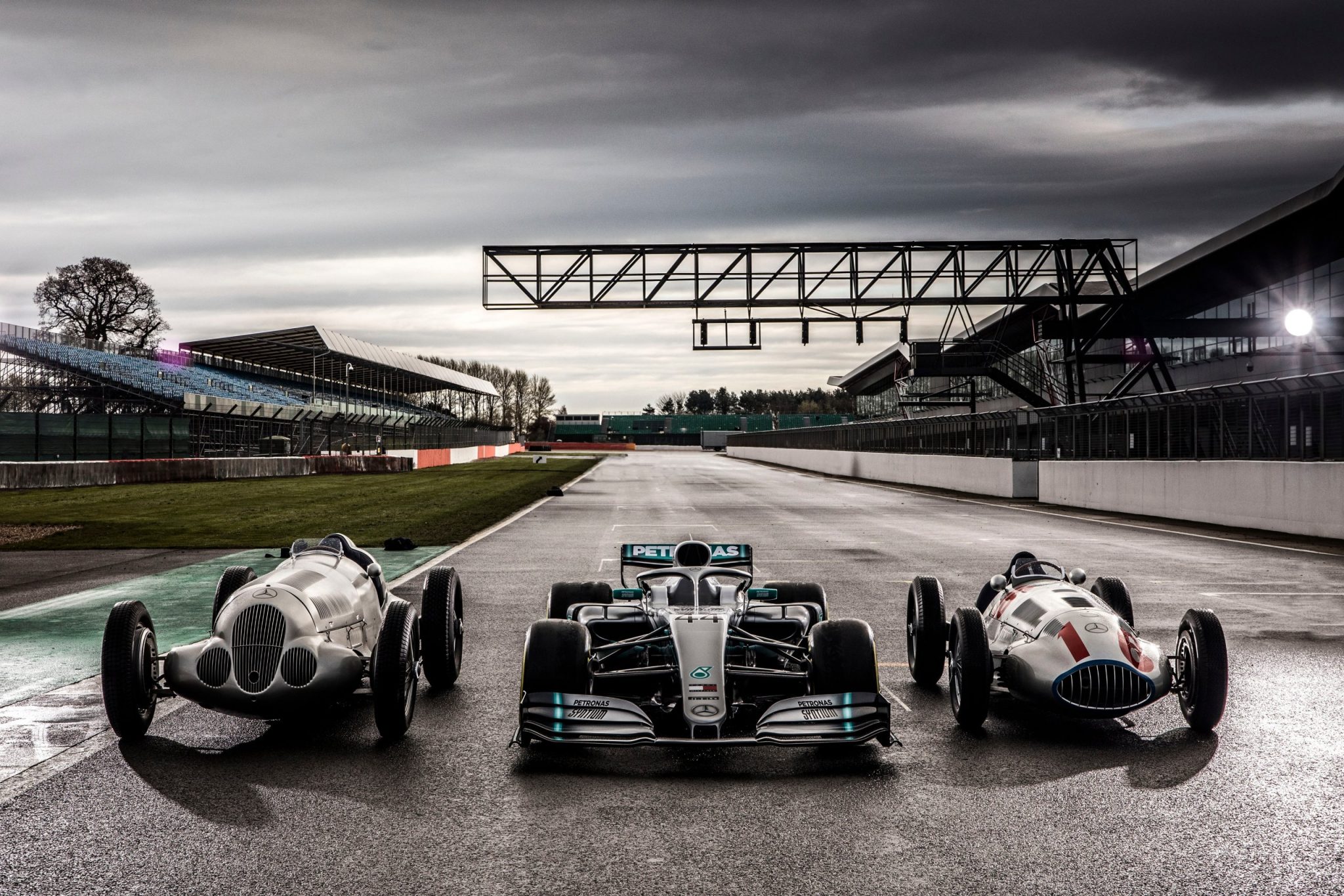 The Silver Arrows - The Story