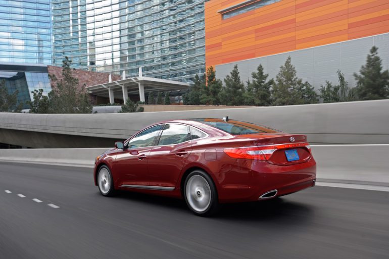 2013 Hyundai Azera - Driving Report, Car Review