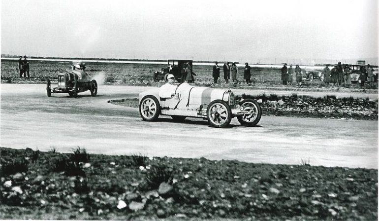 Bugatti Type 35 Grand Prix - Photos, History, Profile