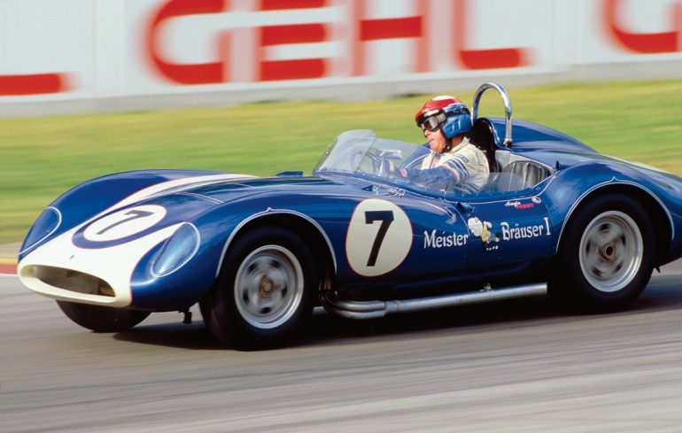 Augie Pabst Receives 2010 Bob Akin Award