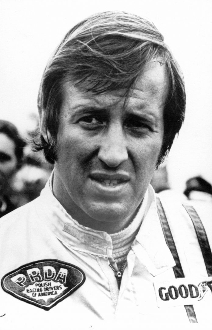 Tony Adamowicz (1941-2016)