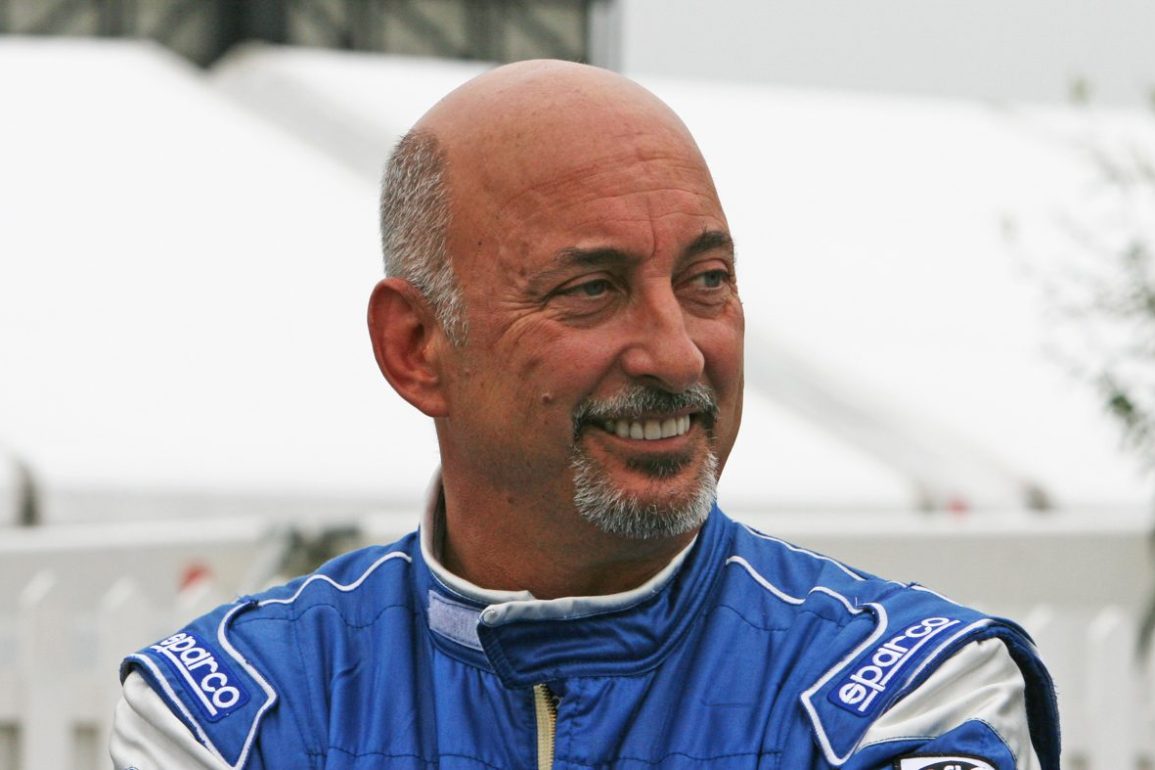 Bobby Rahal Archives – Sports Car Digest