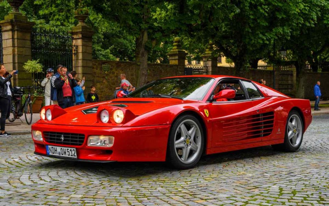 Ferrari Testarossa: Iconic 80s Sportscar