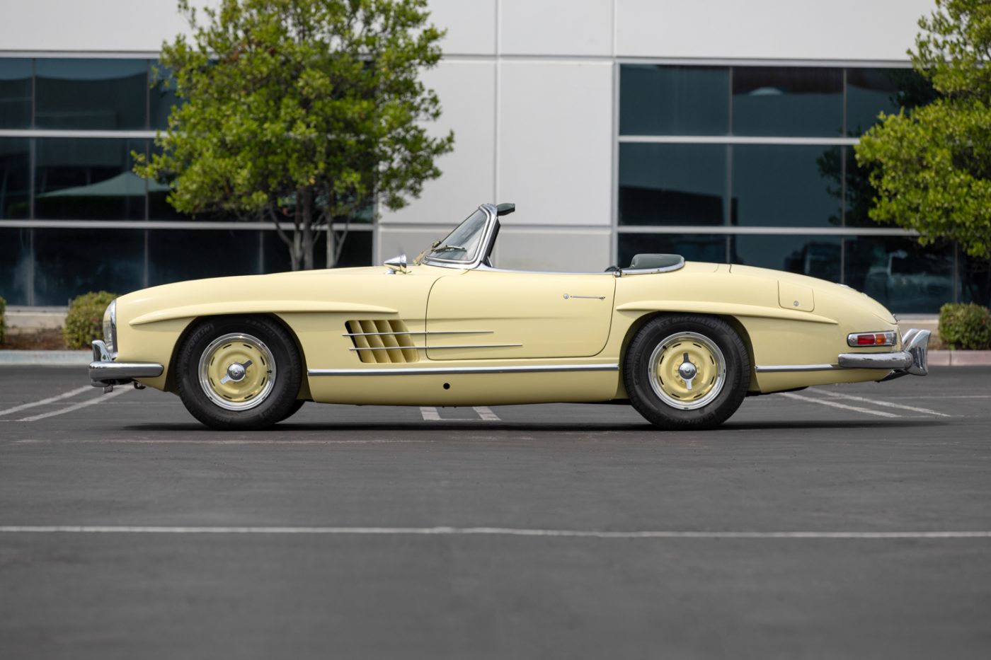 1 of 5 Mercedes-Benz 300SL Roadster Offered at Monterey