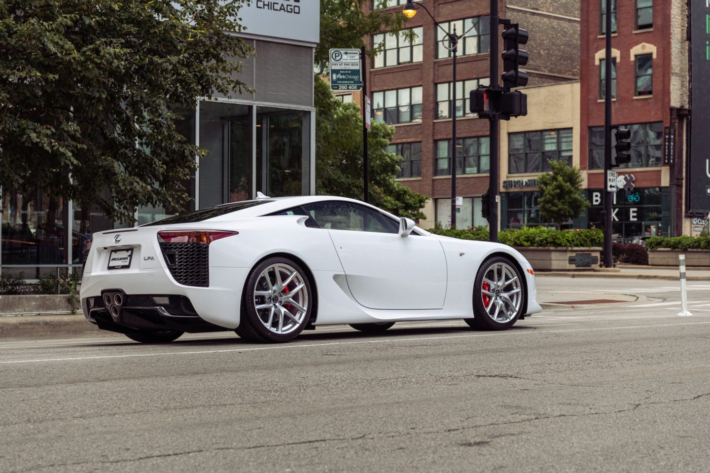 Collecting Cars Offers 2012 Lexus LFA and 2020 Rolls-Royce Phantom