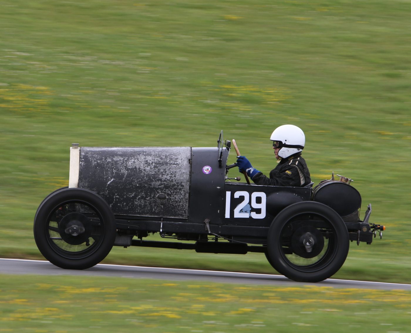VSCC Vintage Motorsport Festival Photo Gallery