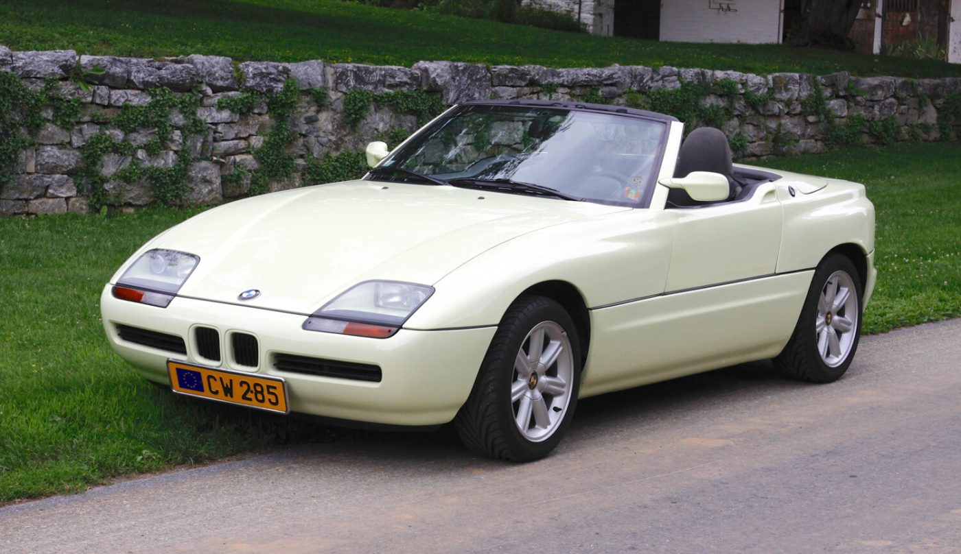 Driving the Plastic Fantastic— BMW Z1