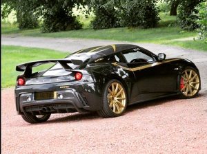 Car & Classic Celebrates 70 Years of Her Majesty’s Reign With 70 Iconic ...