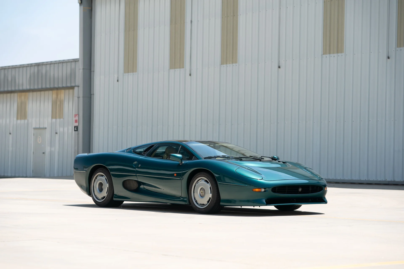 Car Of The Day: 1992 Jaguar XJ220