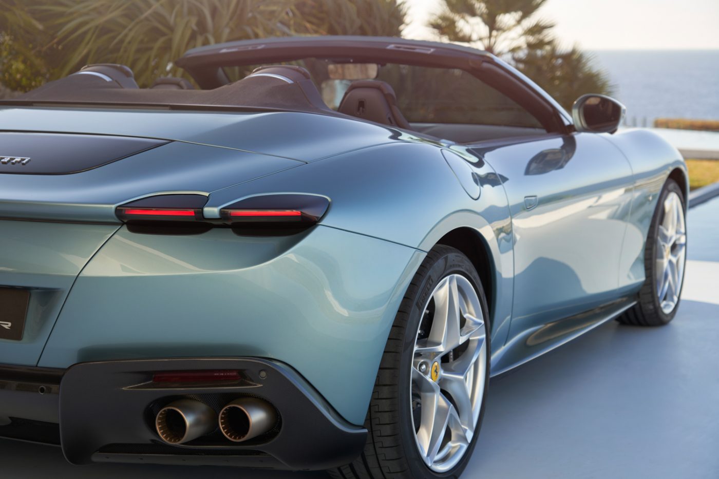 An In-Depth Look at the New Ferrari Roma Spider