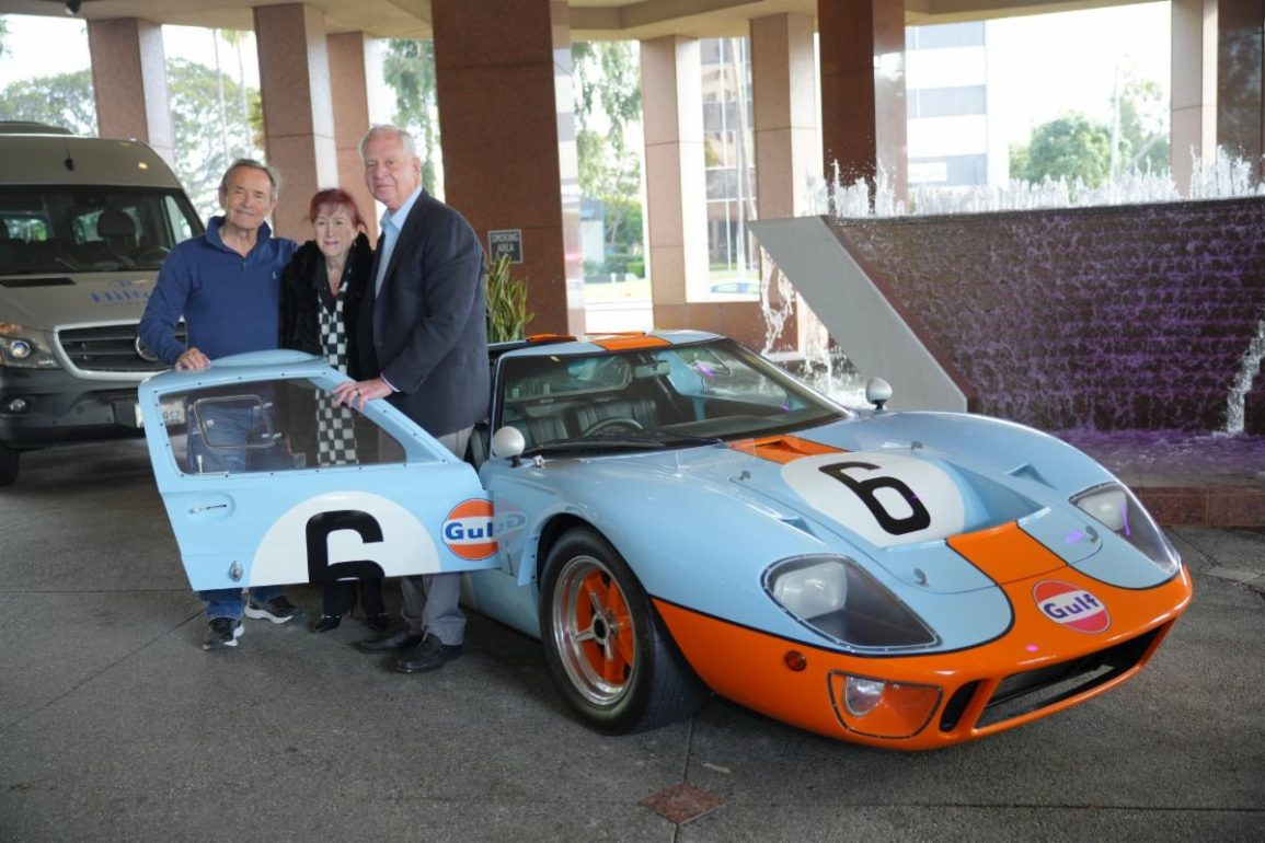 Jacky Ickx Honored by RRDC in Long Beach