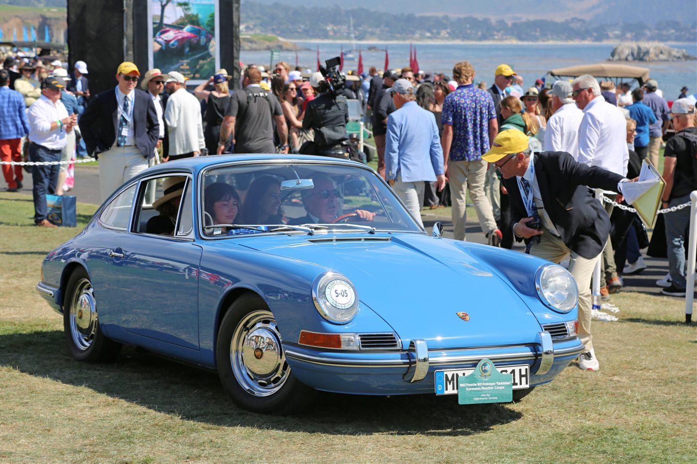 FOR SALE: Porsche 911 (901) Car #6