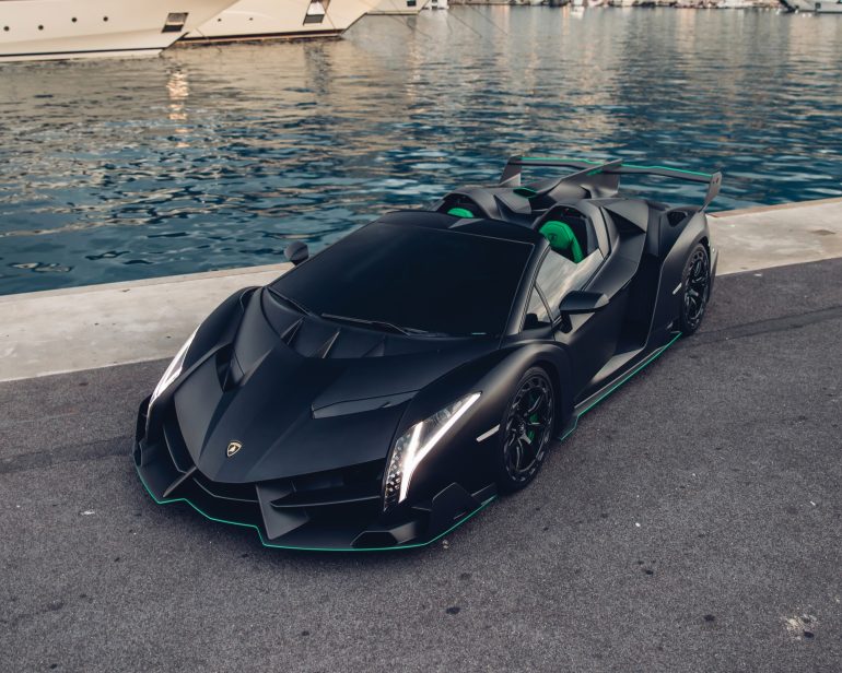 Car Of The Day: 2015 Lamborghini Veneno Roadster