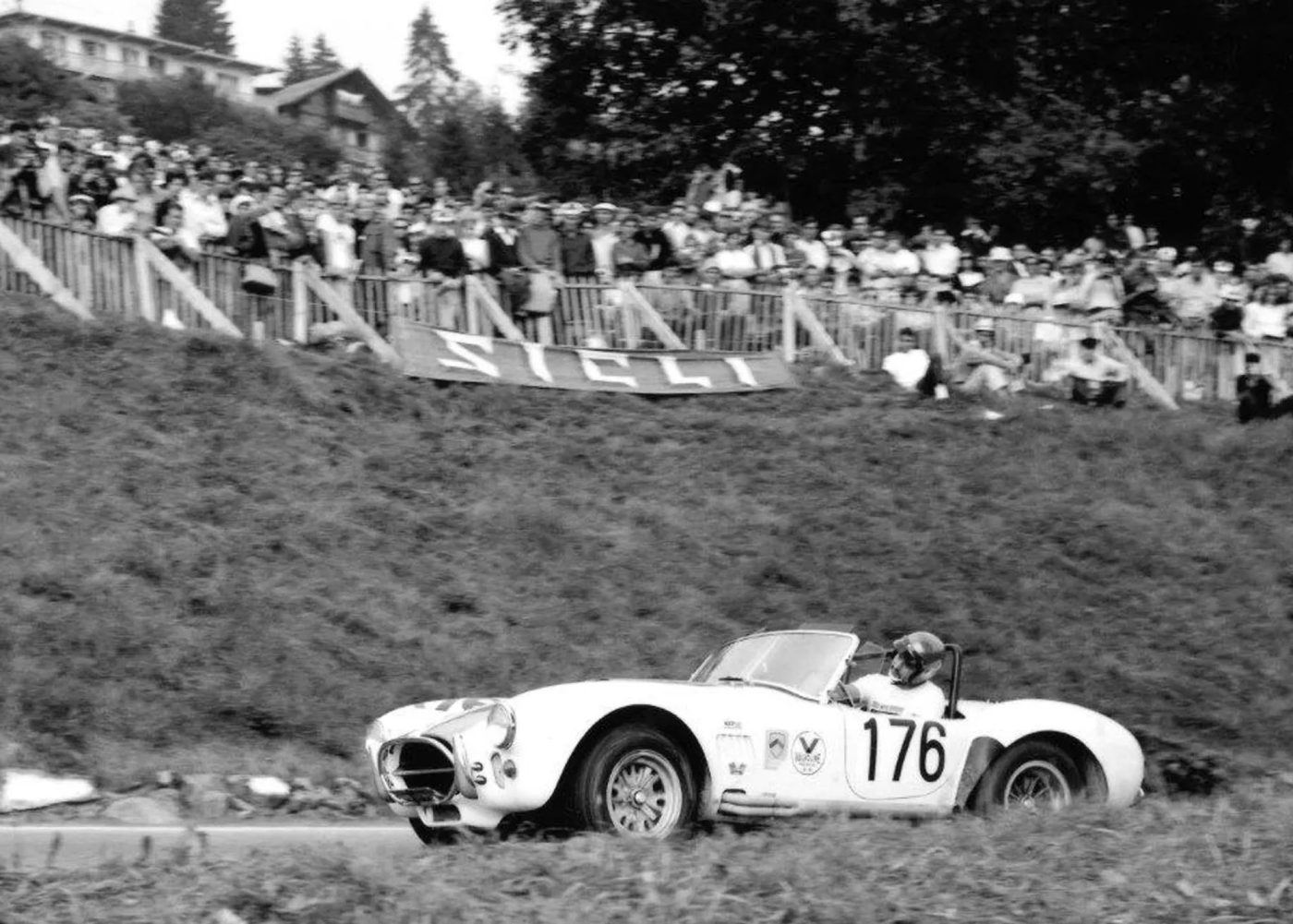Sold! 1966 Shelby Cobra 427